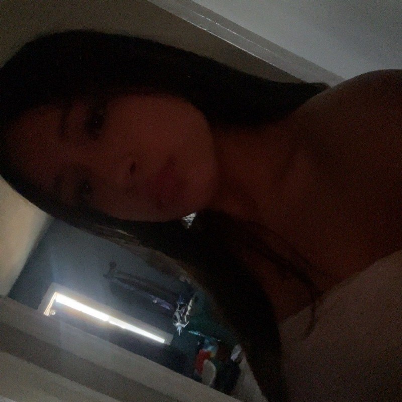 michelle🌺 (@luv.michell3) | Snapchat Stories, Spotlight & Lenses