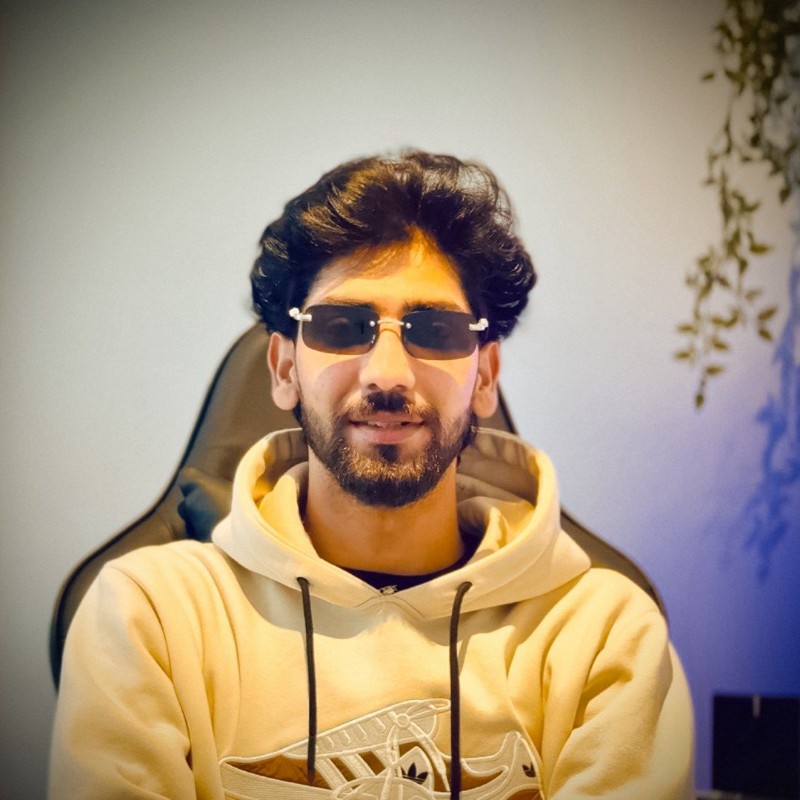 viren verma (@luv.viren) | Snapchat Stories, Spotlight & Lenses