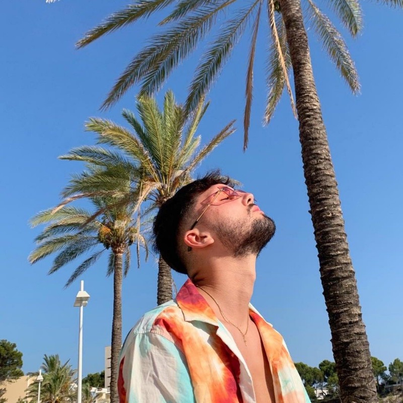 Luvić (@luvic.official) | Snapchat Stories, Spotlight & Lenses