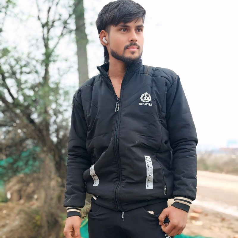 Mohit Kumar (@m40901562) | Snapchat Stories, Spotlight & Lenses