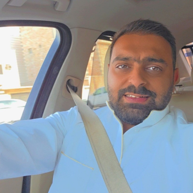 ⭐ THE PROFESSOR 🇰🇼 (@maalbusairi) | Snapchat Stories, Spotlight & Lenses