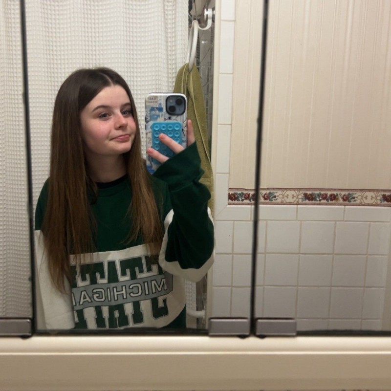 Mackenzie McFry💗 (@mackenziemcfry) | Snapchat Stories, Spotlight & Lenses