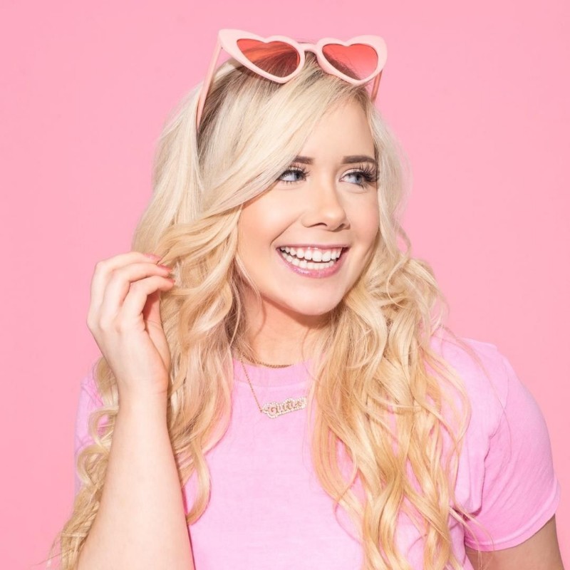 Mackenzie Turner (@mackenzietuwf) | Snapchat Stories, Spotlight & Lenses