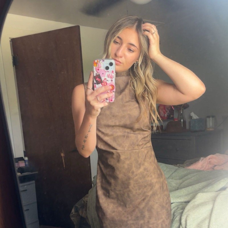 maddi h (@madalee01) | Snapchat Stories, Spotlight & Lenses