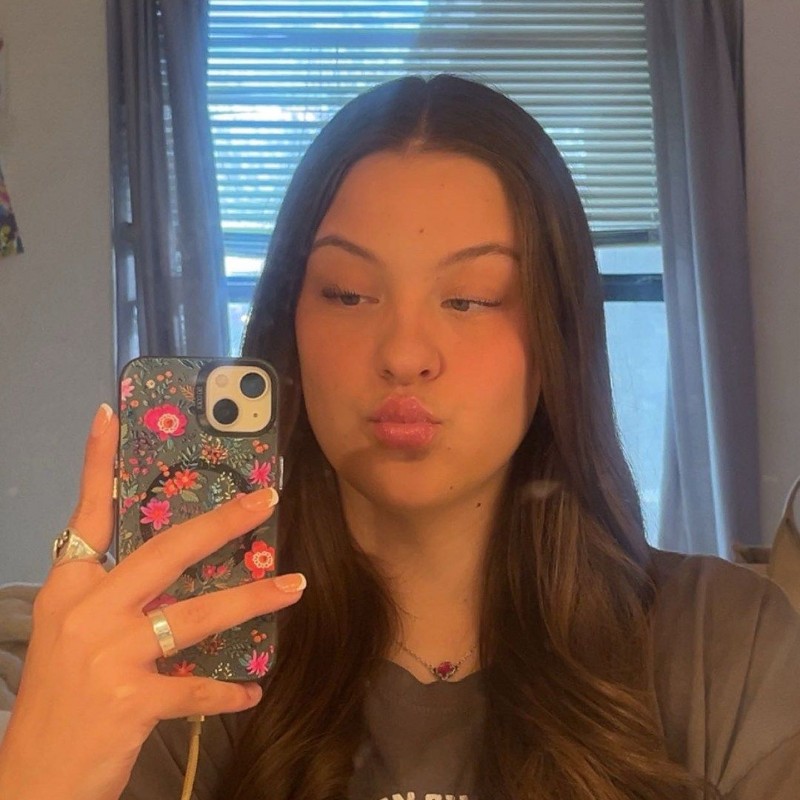 maddie (@maddie_f24) | Snapchat Stories, Spotlight & Lenses