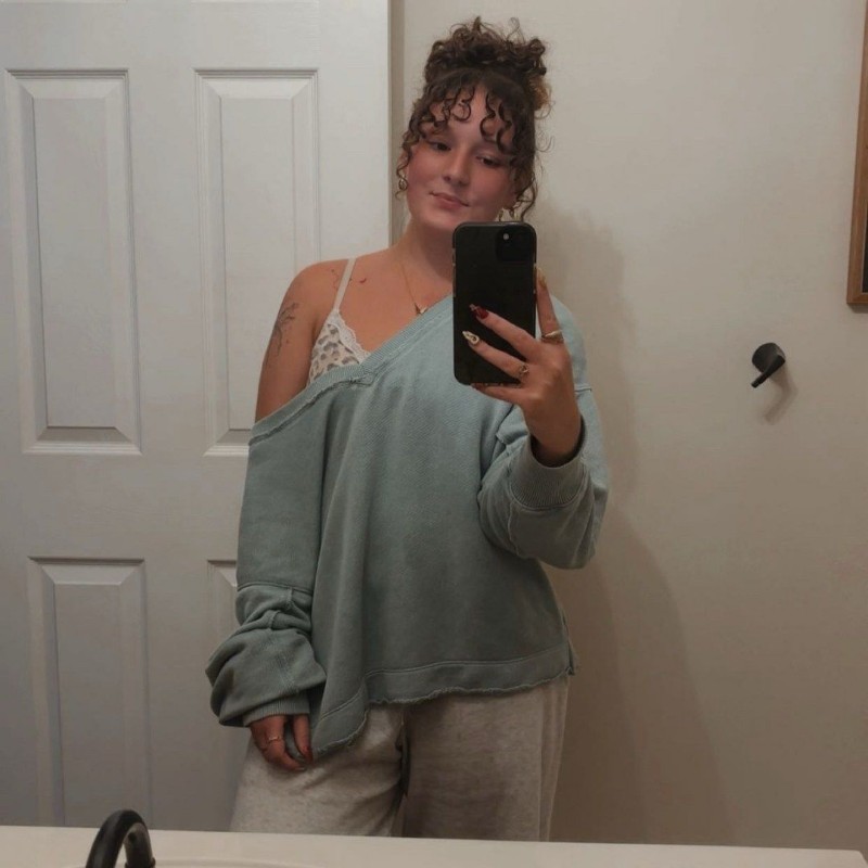 maddie 🫶🏼 (@maddie_gillilan) | Snapchat Stories, Spotlight & Lenses