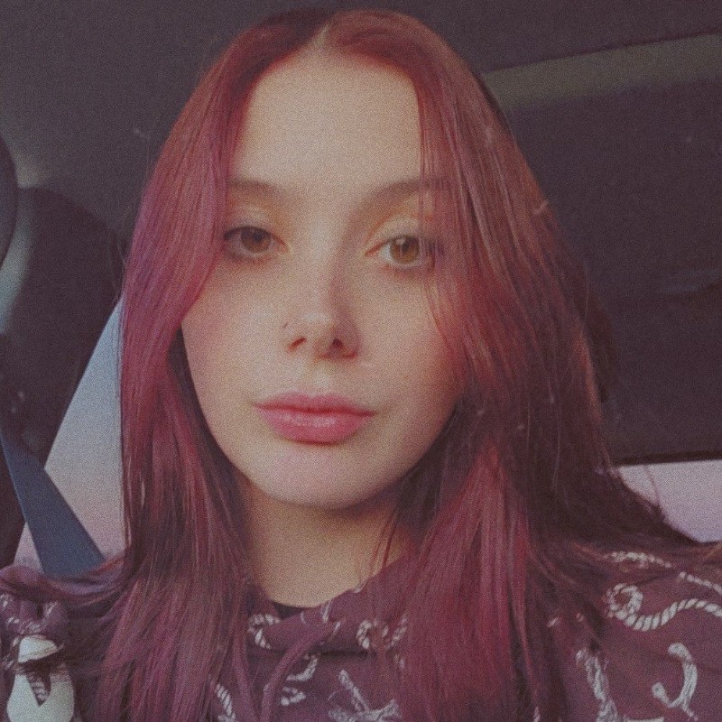 Maddie Mae🥀(@maddie_mae1025) | เรื่องราว Snapchat ตลอดจน Spotlight และเลนส์