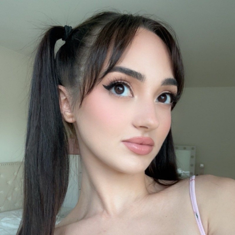 Maddie Joy TV (@maddiejoytv) | Snapchat Stories, Spotlight & Lenses