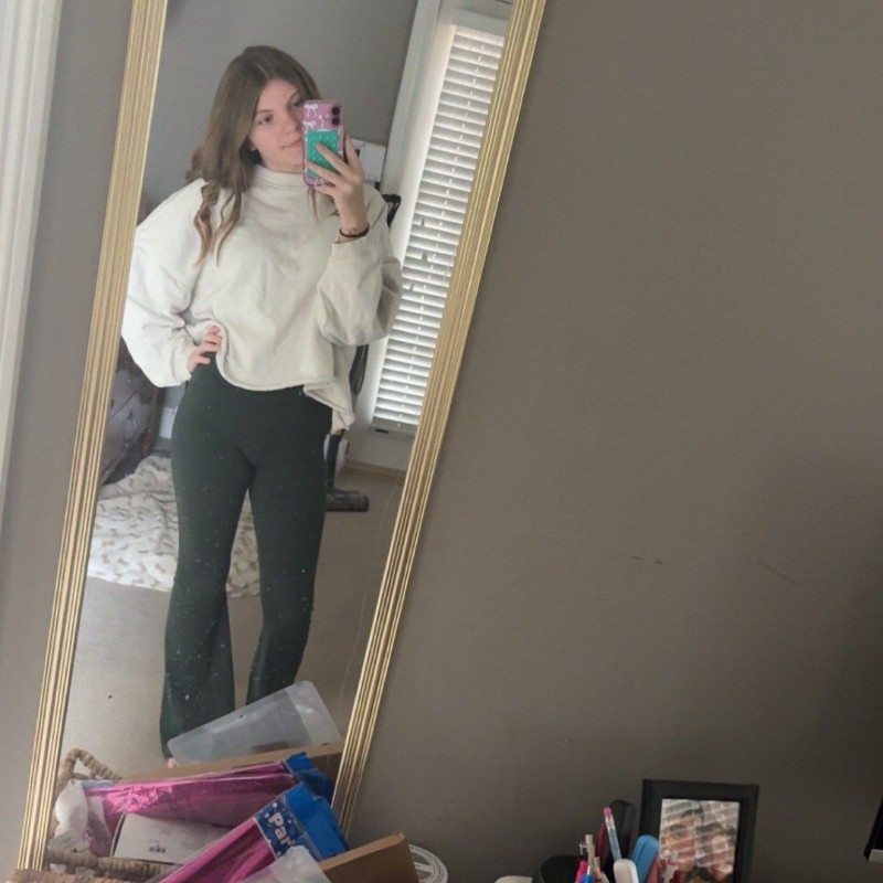 Maddie🤞🏼😘🤍 (@maddiestinson24) | Snapchat Stories, Spotlight & Lenses