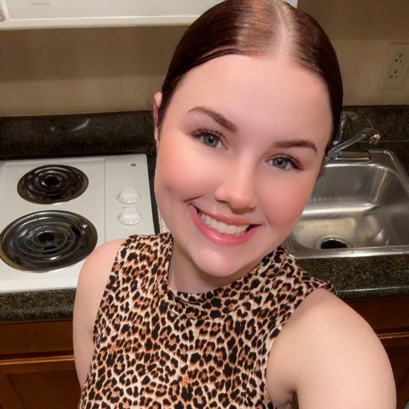 Maddison 💎(@maddisonhile) | เรื่องราว Snapchat ตลอดจน Spotlight และเลนส์