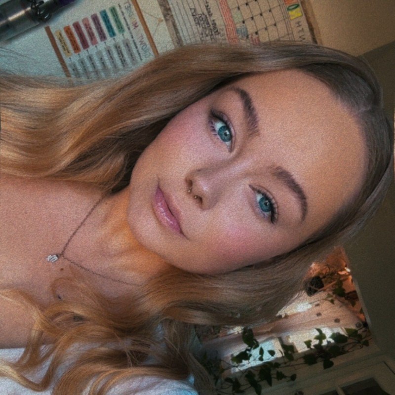 Maddy Hall (@maddy_hall) | Snapchat Stories, Spotlight & Lenses