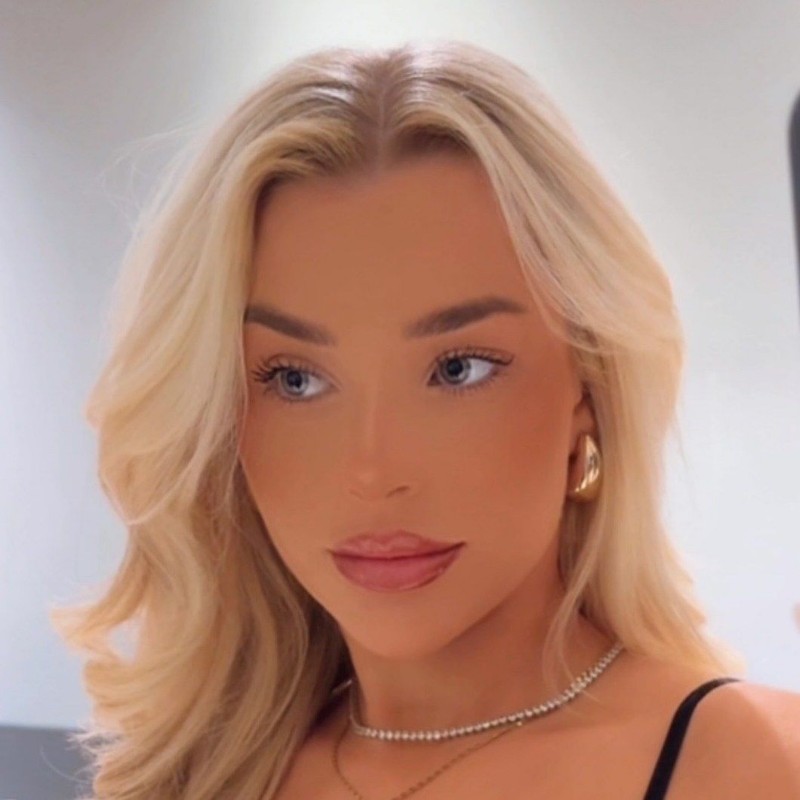 Maddie Wright (@madelenewright) | Snapchat Stories, Spotlight & Lenses