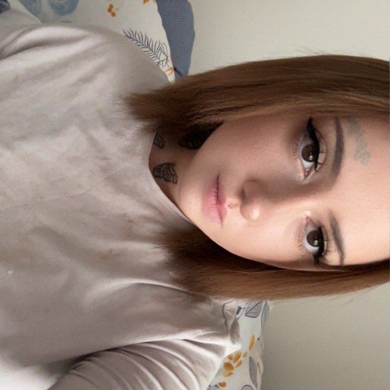 Madi🩵 (@madispaz) | Snapchat Stories, Spotlight & Lenses