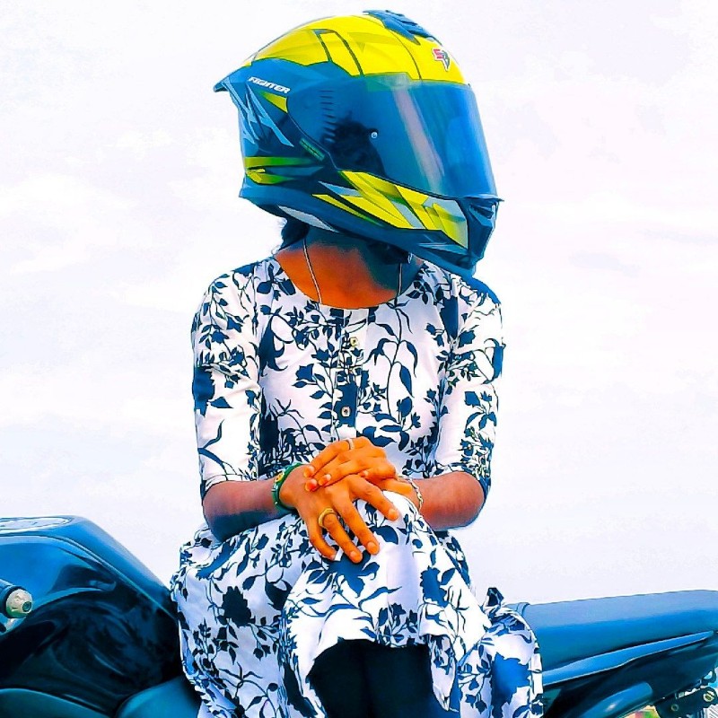 Maggi Queen (@maggiq25) | Snapchat Stories, Spotlight & Lenses