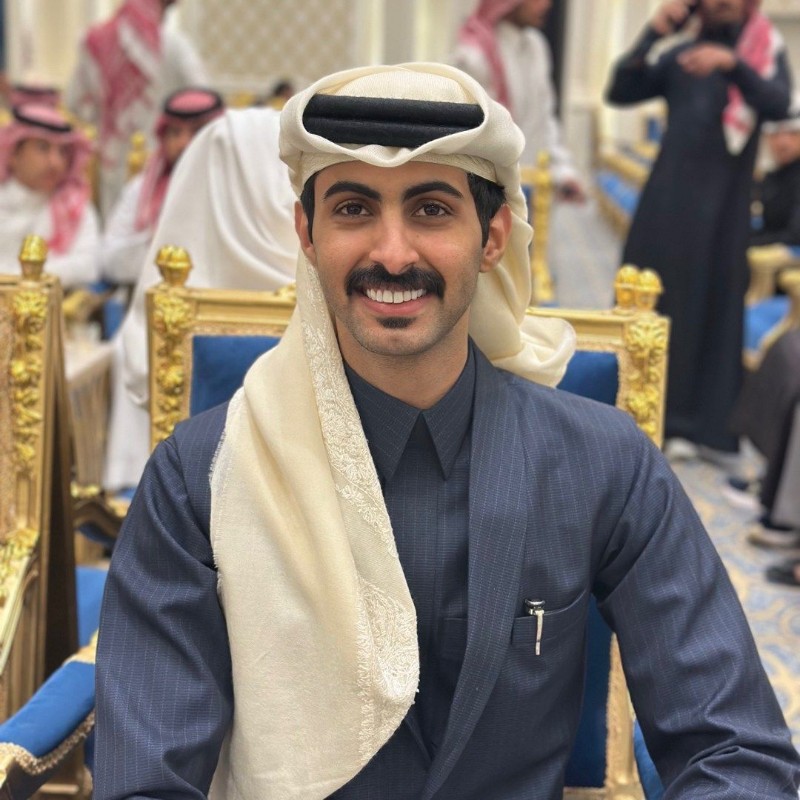 Meshari Almutairi (@mahari_03) | Snapchat Stories, Spotlight & Lenses