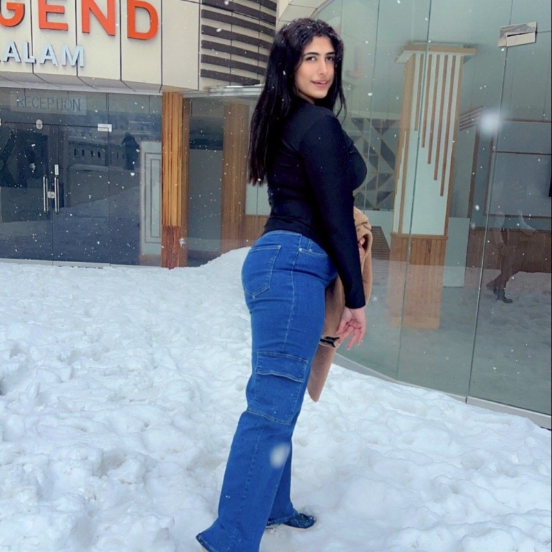 Mahrukh Sheikh (@mahrukhsheikh15) | Snapchat Stories, Spotlight & Lenses