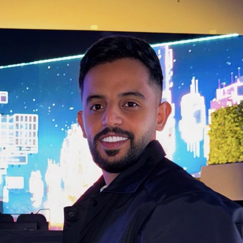 Majed bin Mohammed☝️👑 (@majed.mb7) | Snapchat Stories, Spotlight & Lenses