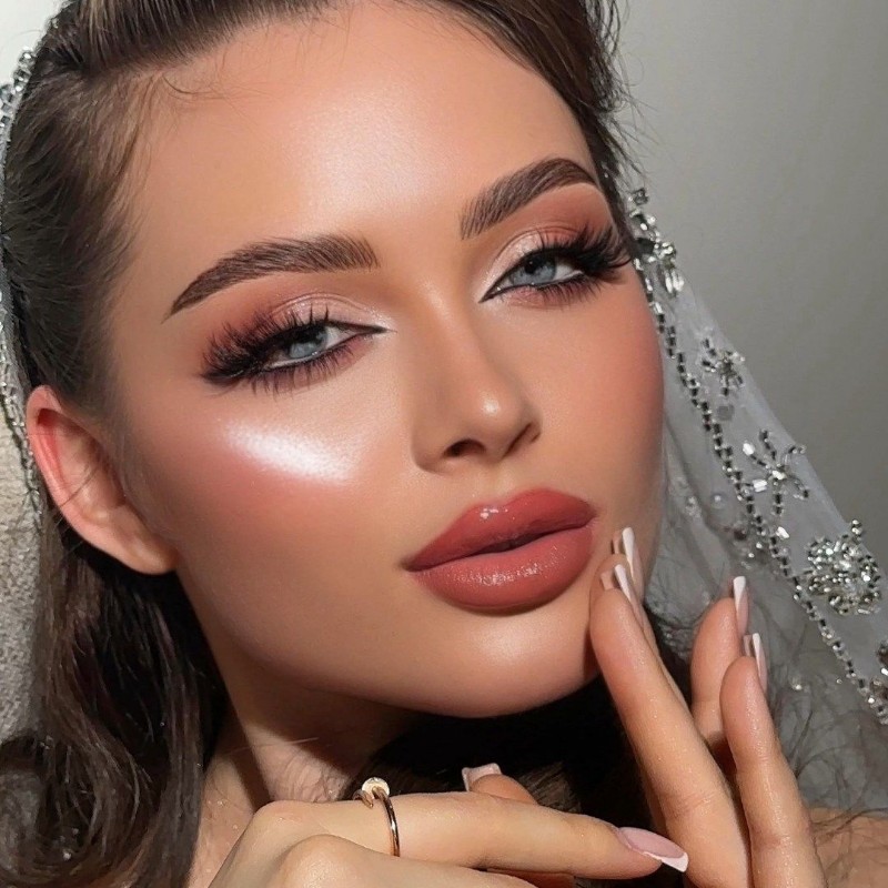 💄MAKEUP BUSHRA💄 (@makeup_beba) | Snapchat Stories, Spotlight & Lenses