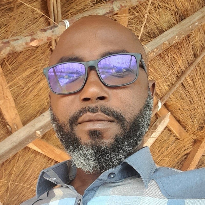 Makilawe Palike (@makilawepalike) | Snapchat Stories, Spotlight & Lenses