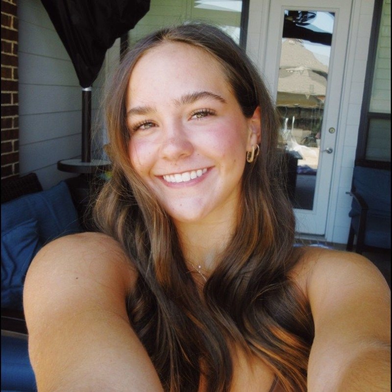 Mallory Kendrick Mallorymariek Snapchat Stories Spotlight And Lenses
