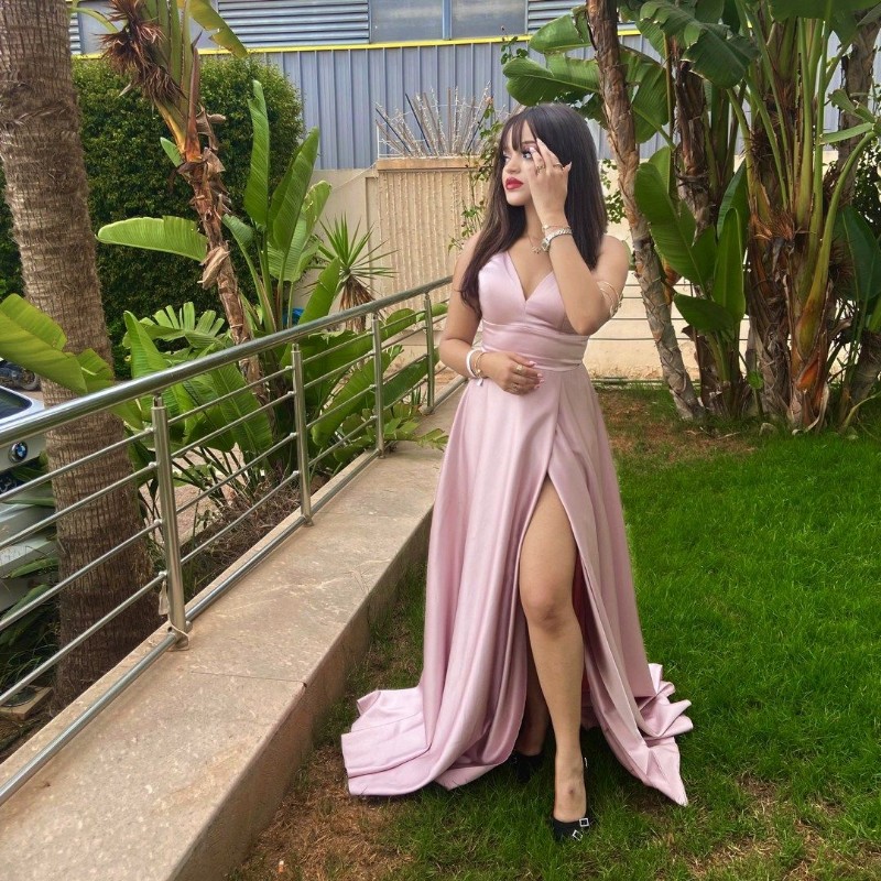 Manar Ismail (@manarismail1111) | Snapchat Stories, Spotlight & Lenses