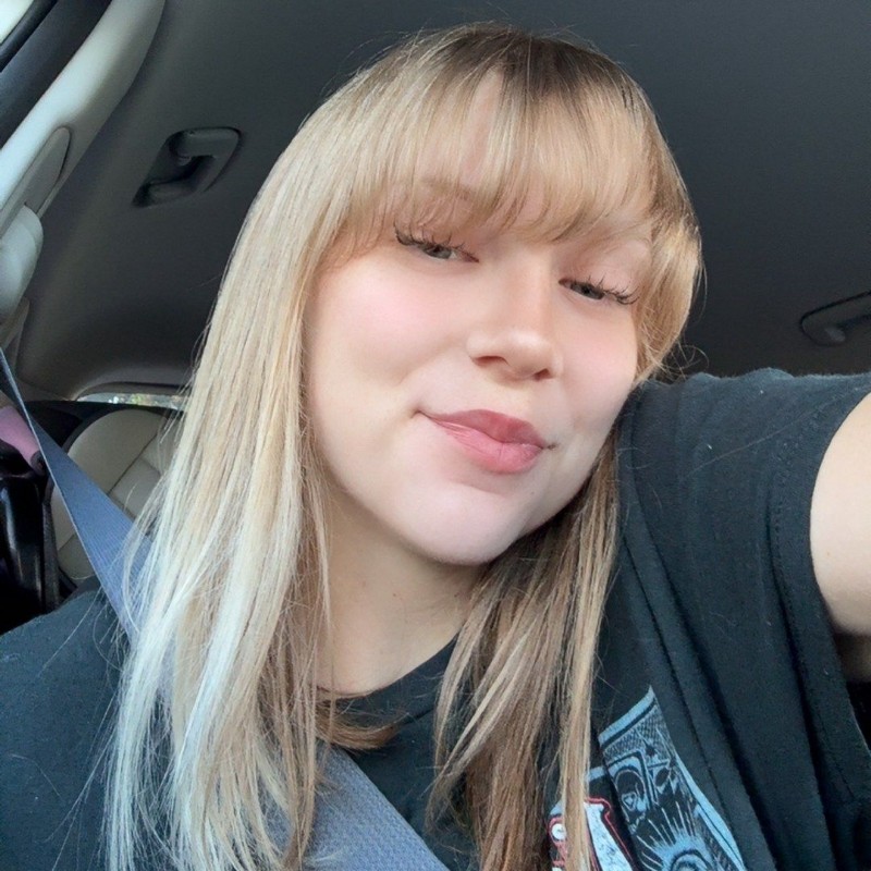 Amanda (@mandy.ok) | Snapchat Stories, Spotlight & Lenses