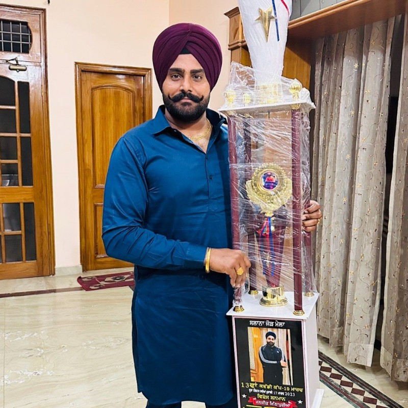 Manjit Maan (@manjitmaan541) | Snapchat Stories, Spotlight & Lenses