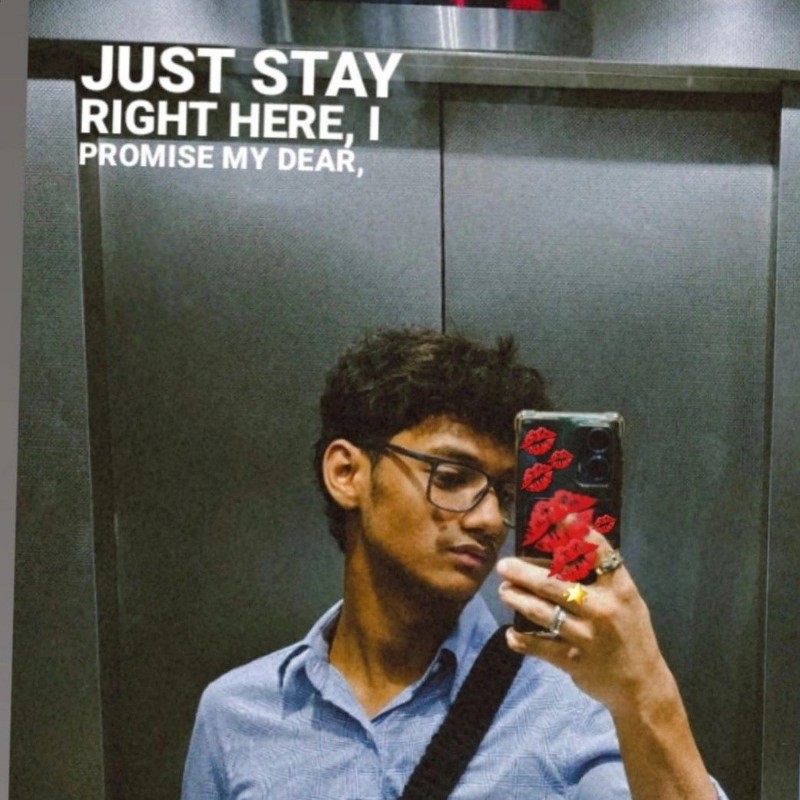 Mohit Rawat (@manku_rwttt) | Snapchat Stories, Spotlight & Lenses