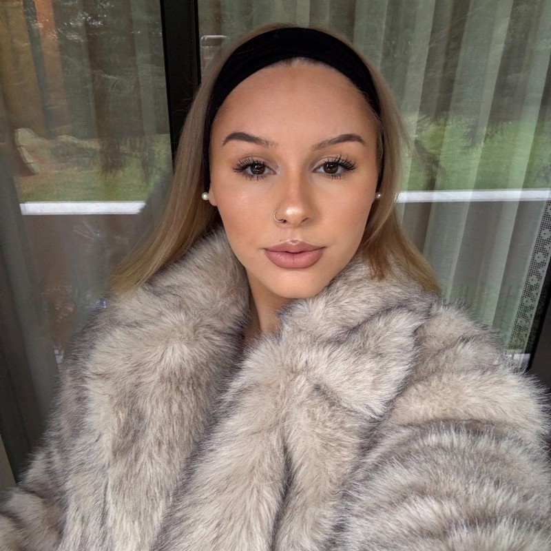 man👸🏻 (@manonhvv) | Snapchat Stories, Spotlight & Lenses
