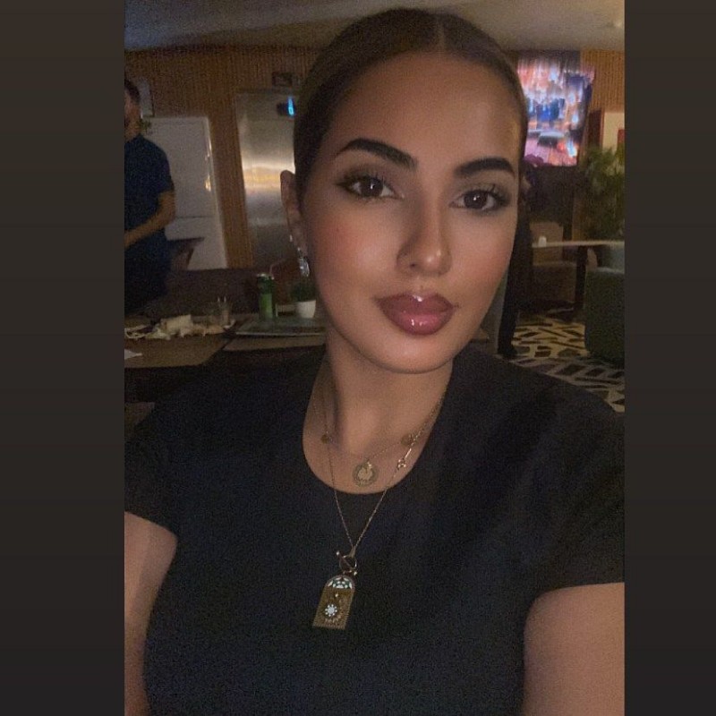 Maryem 💎 Elm🦋 (@mar_riam98) | Snapchat Stories, Spotlight & Lenses