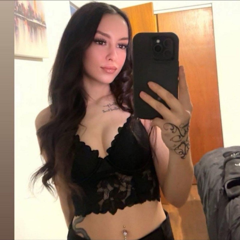 Louuu (@marie_xoxoxxx) | Snapchat Stories, Spotlight & Lenses