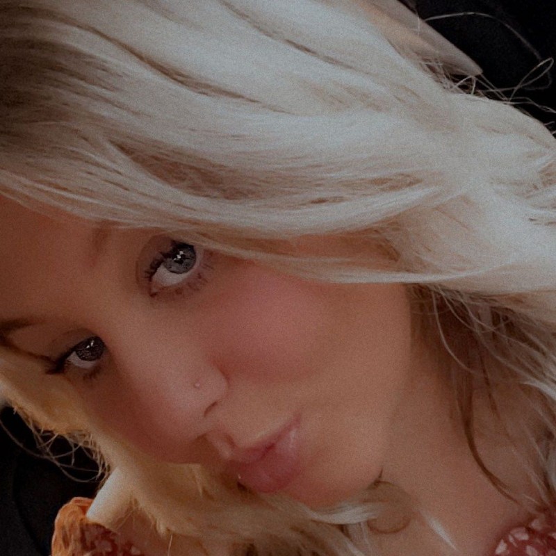 hailey (@mariehaileyy1) | Snapchat Stories, Spotlight & Lenses