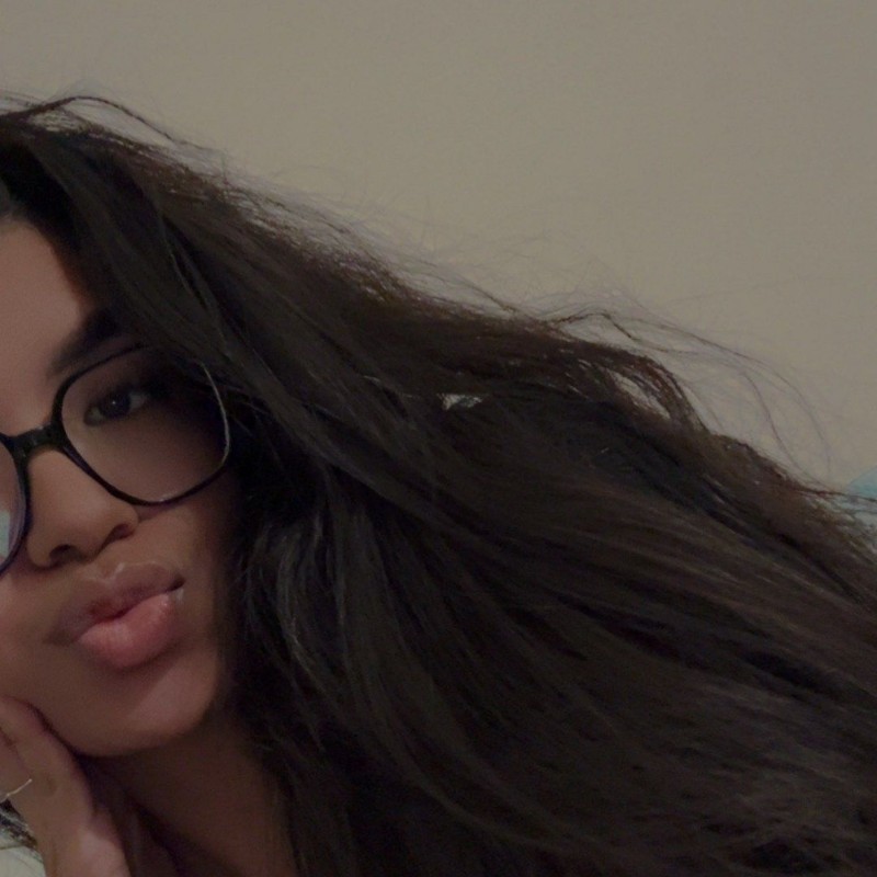 Maria 🍒 (@mariiafdn) | Snapchat Stories, Spotlight & Lenses
