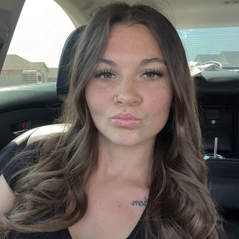 risss (@marissaselff) | Snapchat Stories, Spotlight & Lenses