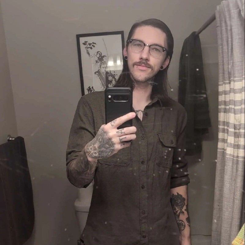 Riley Martin (@martinriley) | Snapchat Stories, Spotlight & Lenses