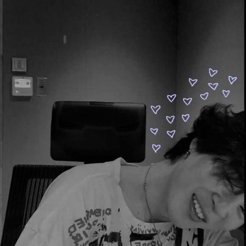 Marwah Park Jimin (@marwahparkjimin) | Snapchat Stories, Spotlight & Lenses