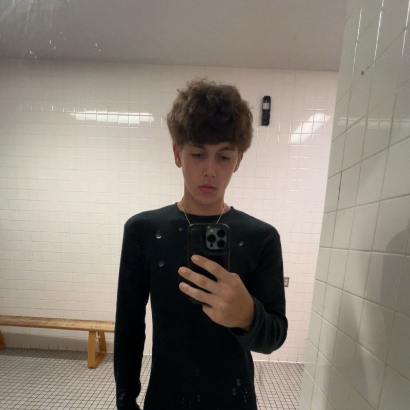 Mason (@mason_felchak) | Snapchat Stories, Spotlight & Lenses