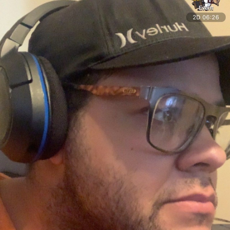 Joshua Gray (@masterapplespy) | Snapchat Stories, Spotlight & Lenses