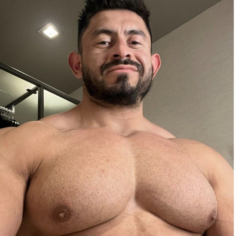 Mateo Muscle (@mateomuscle69) | Snapchat Stories, Spotlight & Lenses