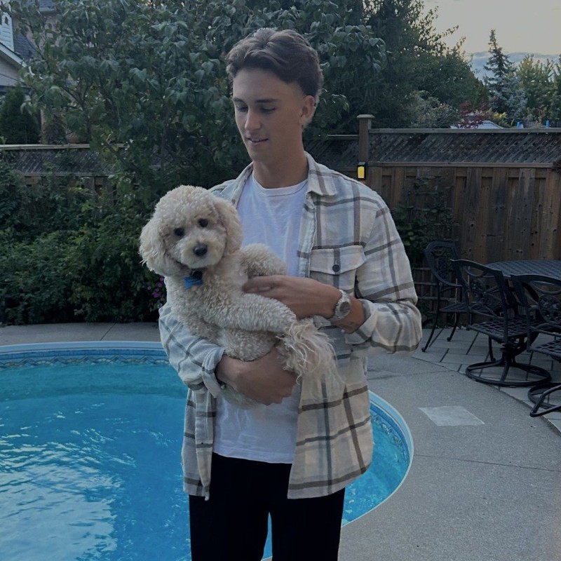 matt cote (@mathieu-cote) | Snapchat Stories, Spotlight & Lenses