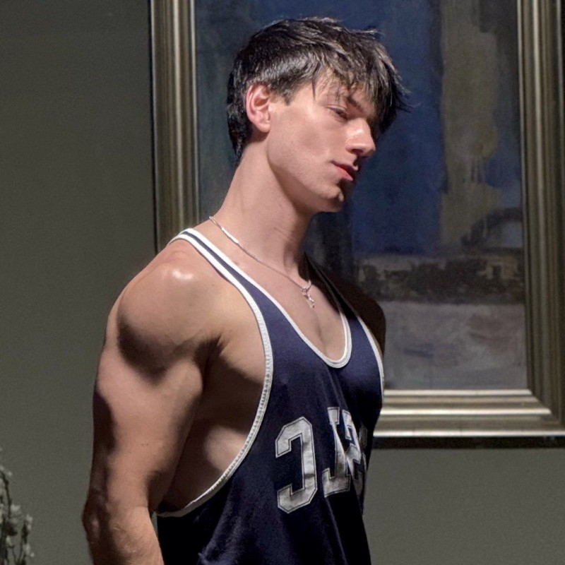 Matt Convard (@mattconvard) | Snapchat Stories, Spotlight & Lenses