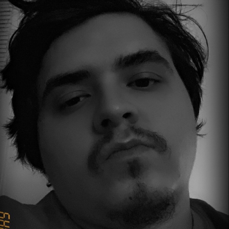 𝗠𝗔𝗧𝗧𝗛𝗘𝗪 𝗚𝗥𝗢𝗩𝗘 (@matthewgrove) | Snapchat Stories, Spotlight & Lenses