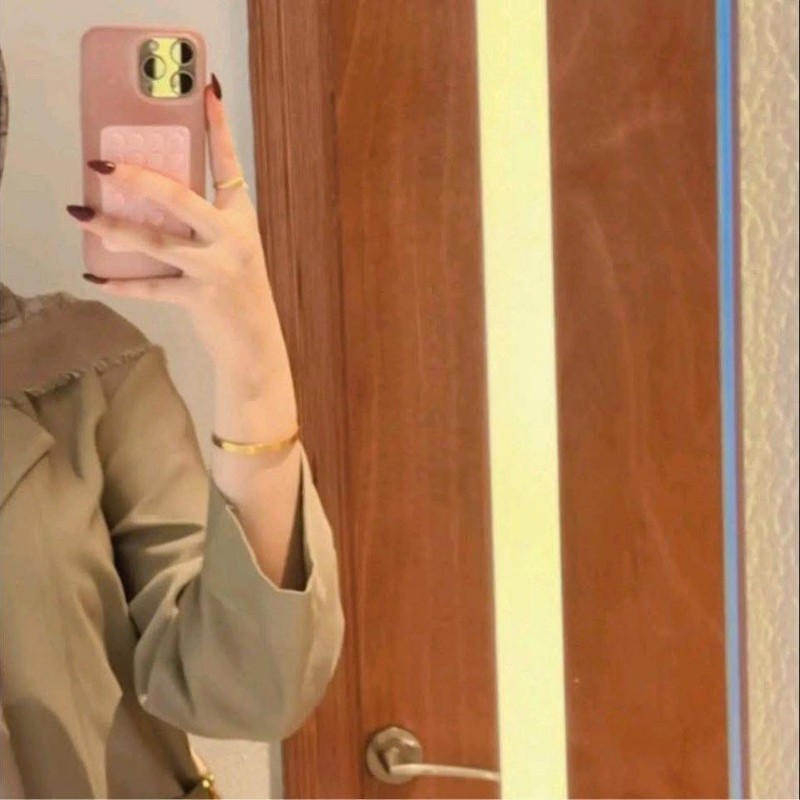 Mayoush Al _ Zo3’bii🎀🩷 (@may.zshadi) | Snapchat Stories, Spotlight & Lenses