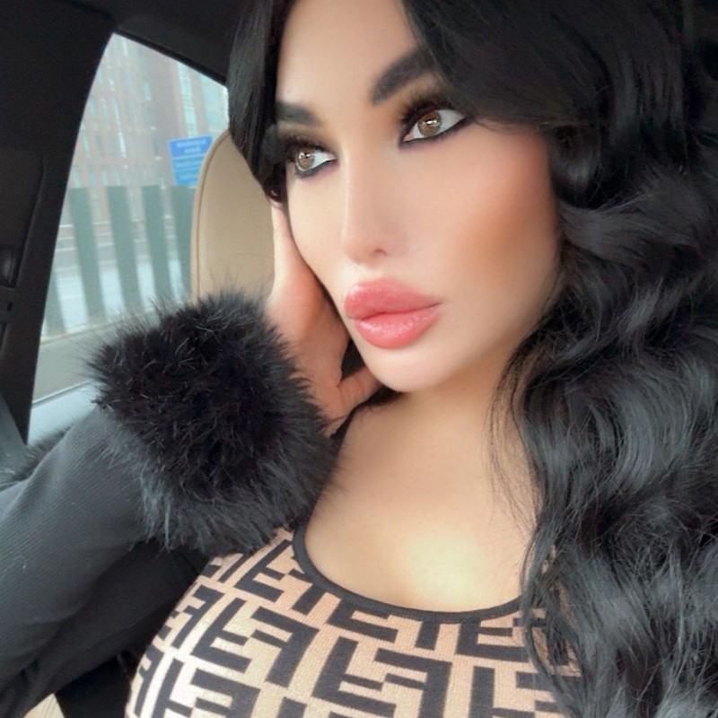 maya_withlove (@maya_withlove) | Snapchat Stories, Spotlight & Lenses