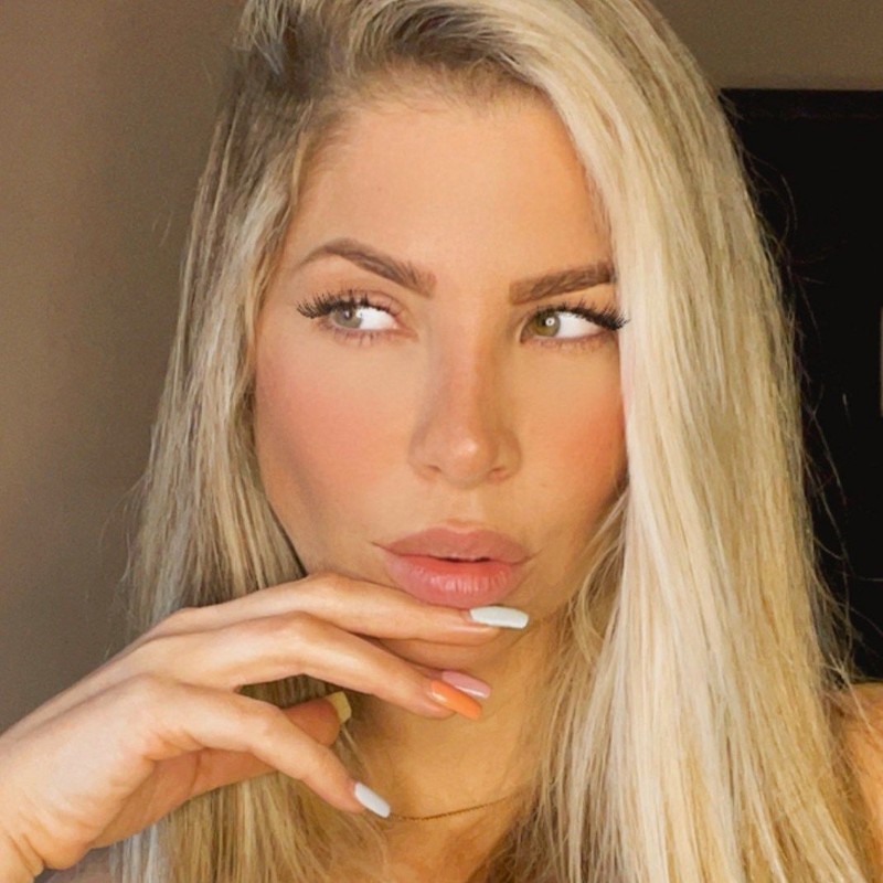 Maytte Araneda (@mayttearaneda) | Snapchat Stories, Spotlight & Lenses