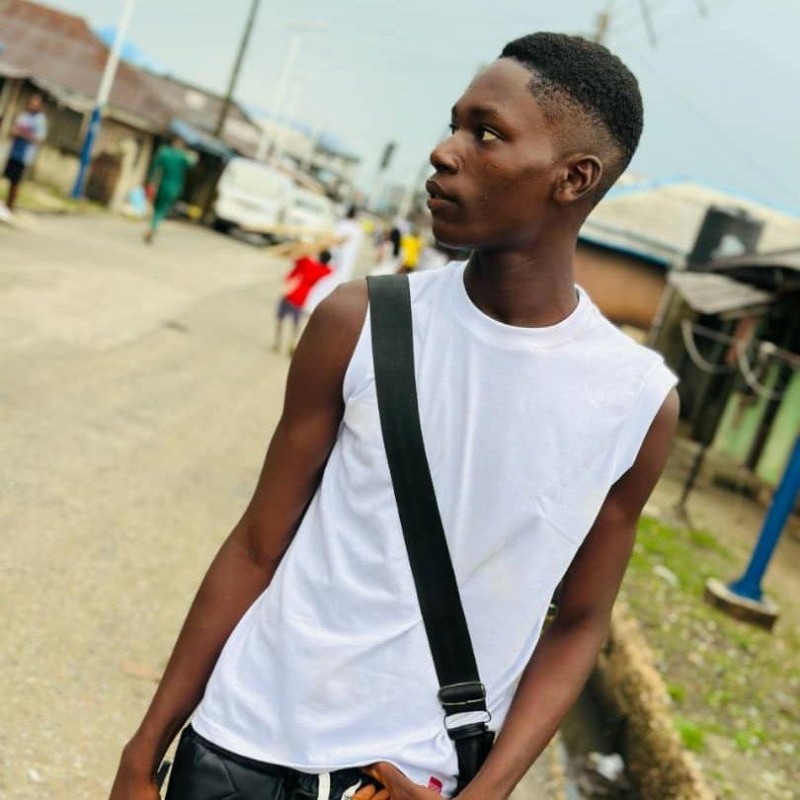 Maze Boy Joshua (@mazeboyjoshua) | Snapchat Stories, Spotlight & Lenses
