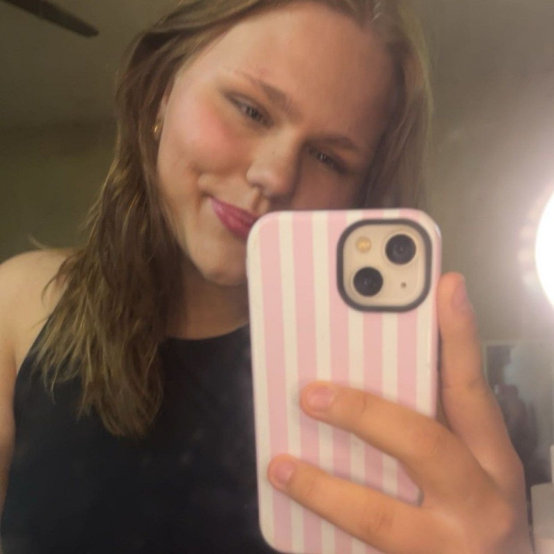 Mckenzie (@mckenzieb2008) | Snapchat Stories, Spotlight & Lenses