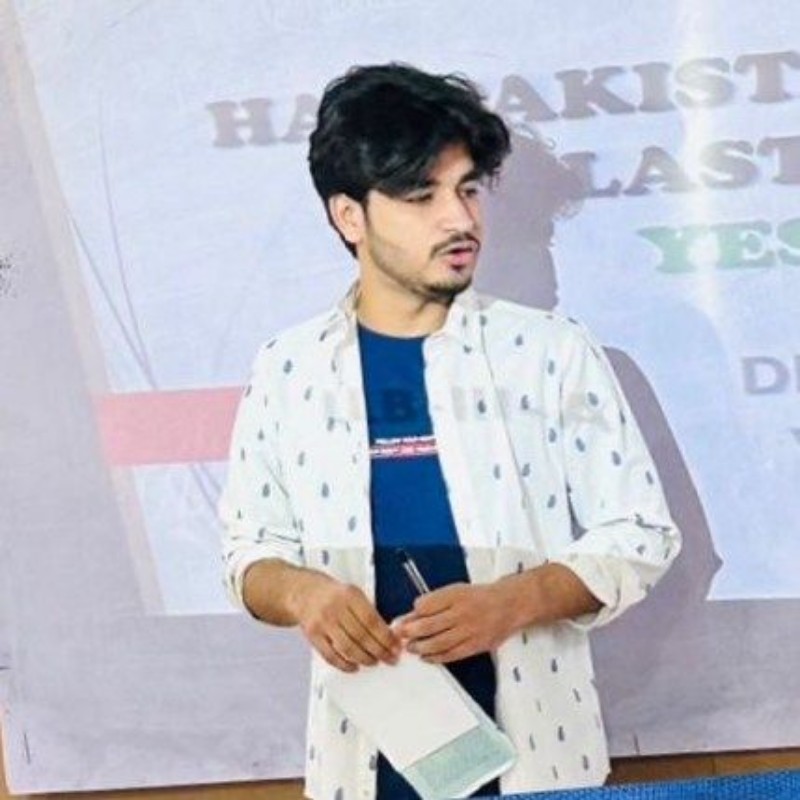 | Meer Mubeen | (@meeru_blxh) | Snapchat Stories, Spotlight & Lenses