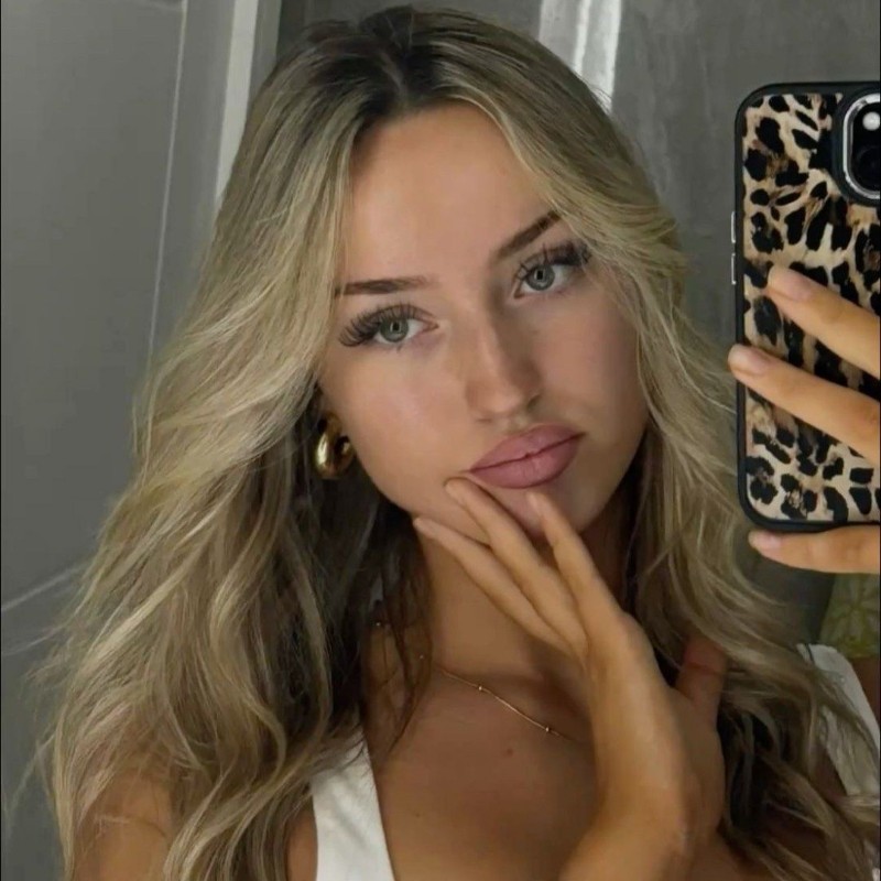 Mg_tp.xx (@megane_xx67) | Snapchat Stories, Spotlight & Lenses