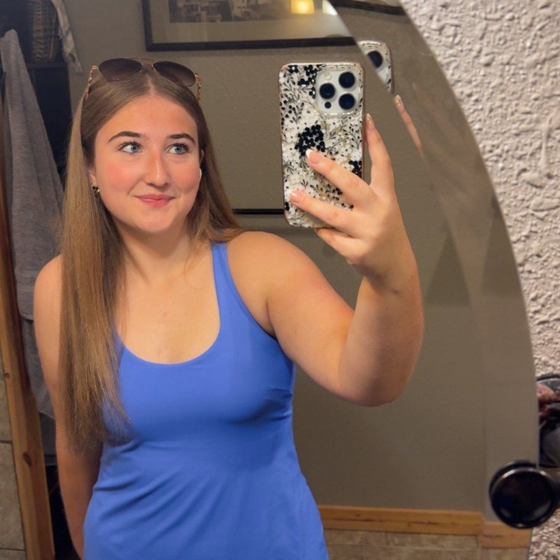 megan (@megansommerfelt) | Snapchat Stories, Spotlight & Lenses